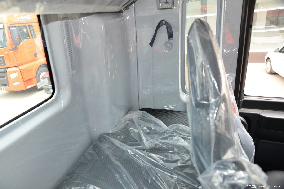 【图】中国重汽 汕德卡SITRAK G5重卡 270马力 4X2 6.8米厢式载货车(国六)(ZZ5186XXYK501GF1)_实拍图片 ...