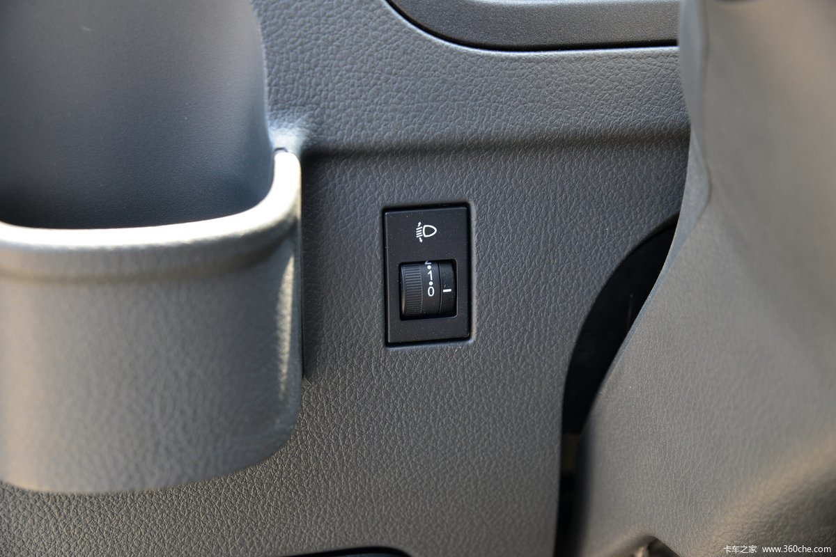 【图】东风途逸 T5 1.6L 122马力 3.4米单排栏板小卡(国六)(EQ1031S16QD)_实拍图片_1446283_卡车之家