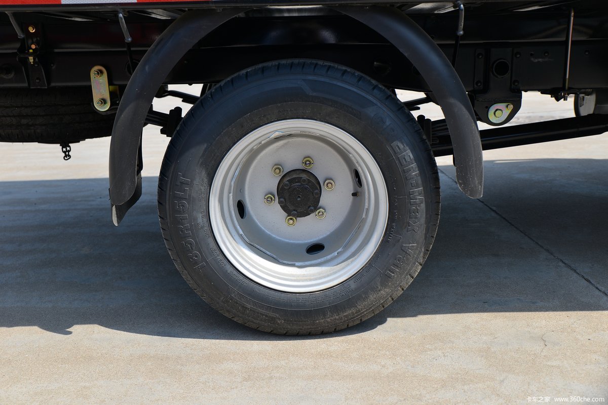 【图】东风途逸 T5 1.6L 122马力 汽油 3.7米单排栏板小卡(国六)(EQ1031S16QE)_实拍图片_1446431_卡车之家