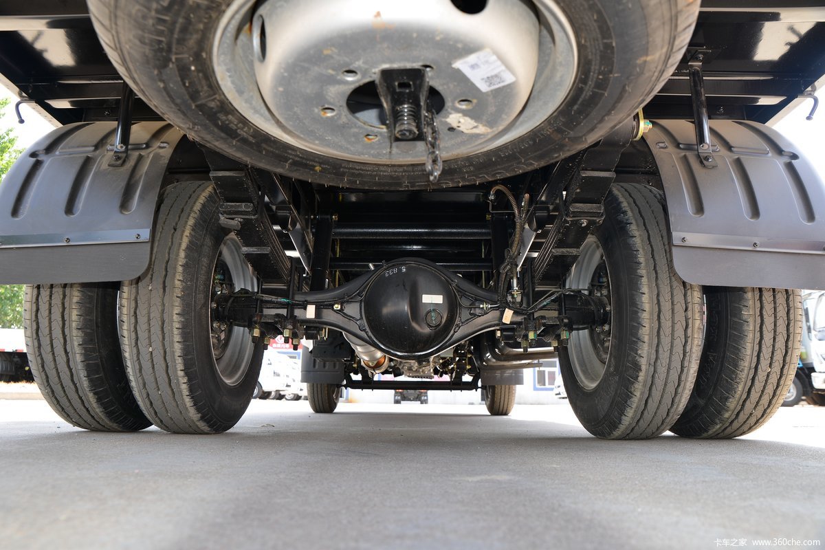 【图】东风途逸 T5 1.6L 122马力 汽油 3.7米单排栏板小卡(国六)(EQ1031S16QE)_实拍图片_1446439_卡车之家