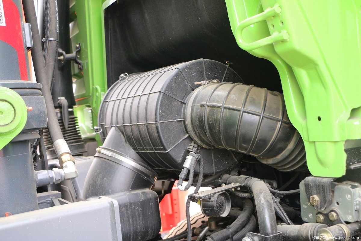 【图】陕汽重卡 德龙M3000S 400马力 8X4 6.5米自卸车(国六)(SX3319HD346)_实拍图片_1450179_卡车之家