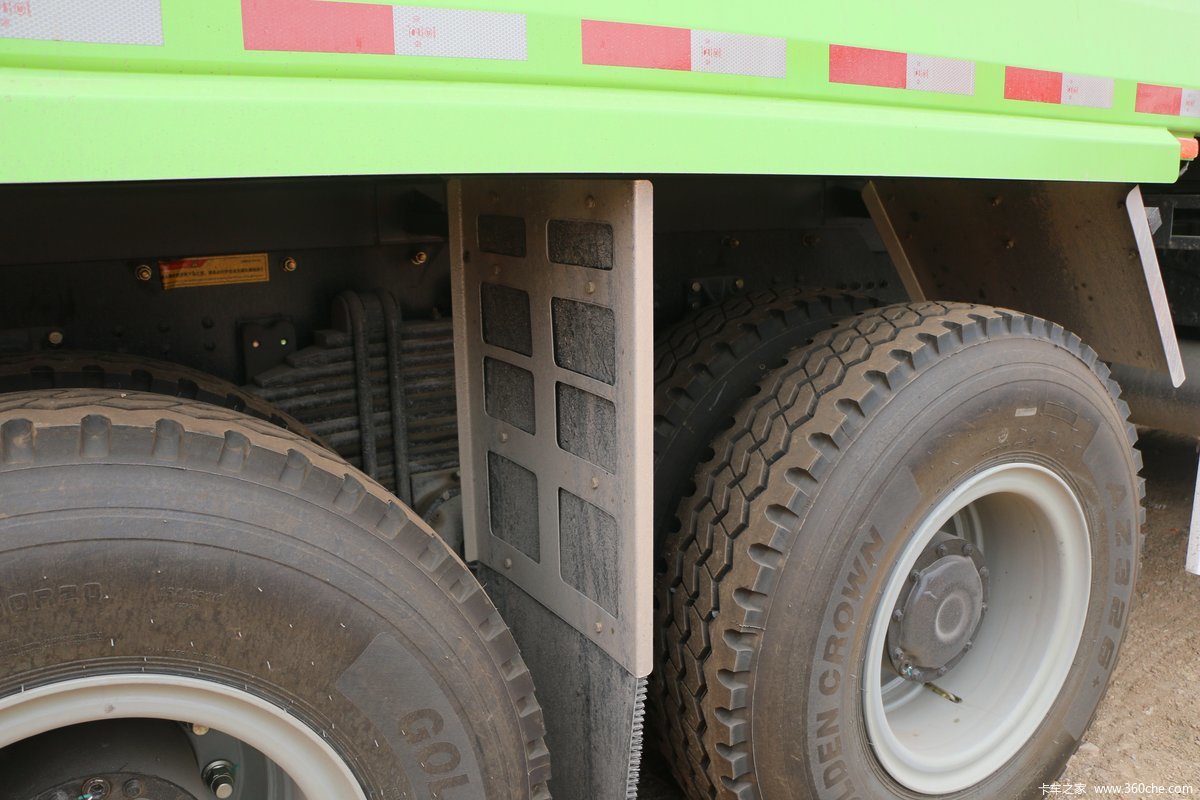 【图】陕汽重卡 德龙M3000S 400马力 8X4 6.5米自卸车(国六)(SX3319HD346)_实拍图片_1450174_卡车之家