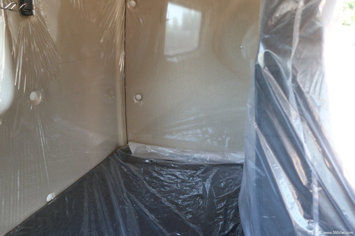 【图】中国重汽HOWO TH7 540马力 8X4 8米自卸车(国六)(ZZ3317V446HF1)_实拍图片_1454051_卡车之家