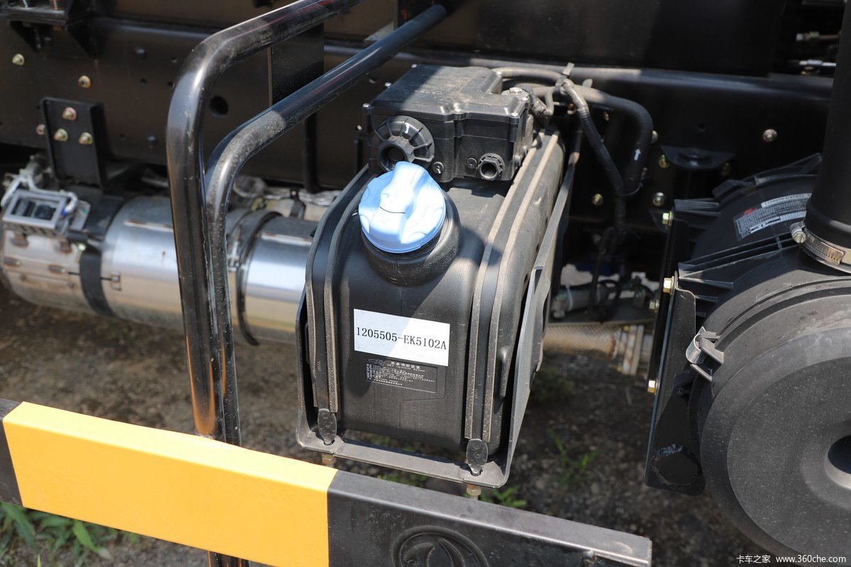 【图】东风 福瑞卡R6 184马力 4X2 4.3米自卸车(国六)(EQ3186S8EDF)_实拍图片_1461533_卡车之家