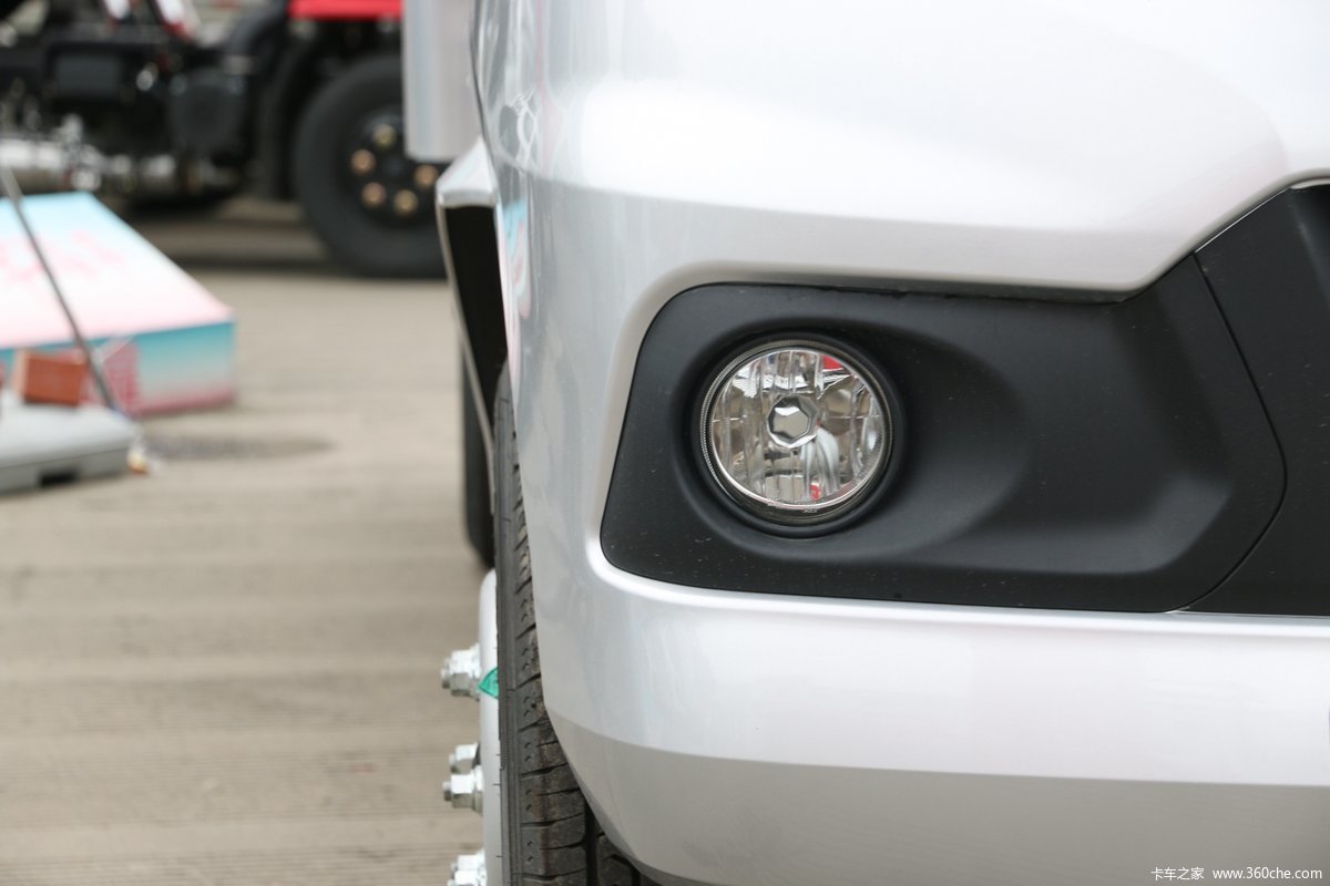 【图】福田 祥菱V1 1.6L 122马力 汽油 3.3米单排厢式微卡(国六)(BJ5030XXY5JV7-51)_实拍图片_1467206_卡车之家