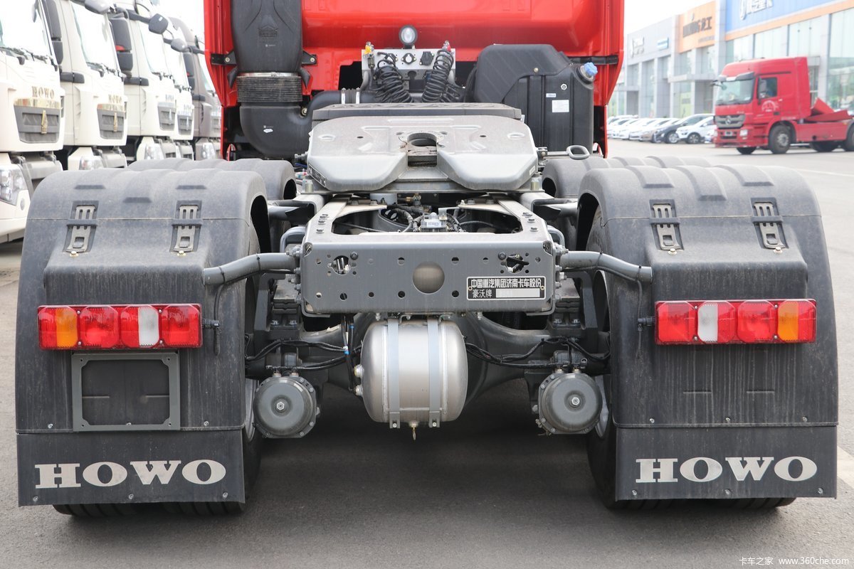 【图】中国重汽 HOWO TH7重卡 540马力 6X4 AMT自动挡牵引车(国六)(ZZ4257V324HF1B)_实拍图片_1468698 ...