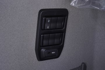 【图】斯堪尼亚 S系列 650马力 6X2 AMT自动档牵引车(型号S 650 6x2)_实拍图片_1470850_卡车之家