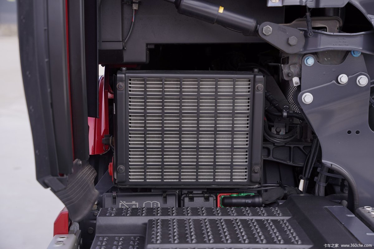 【图】斯堪尼亚 S系列 650马力 6X2 AMT自动档牵引车(型号S 650 6x2)_实拍图片_1471006_卡车之家