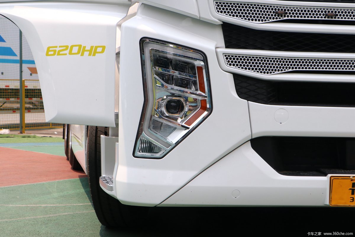 【图】青岛解放 鹰途 头等舱 620马力 6X4 AMT自动挡牵引车(国六)(CA4257P35K18T1E6A80)_实拍图片 ...