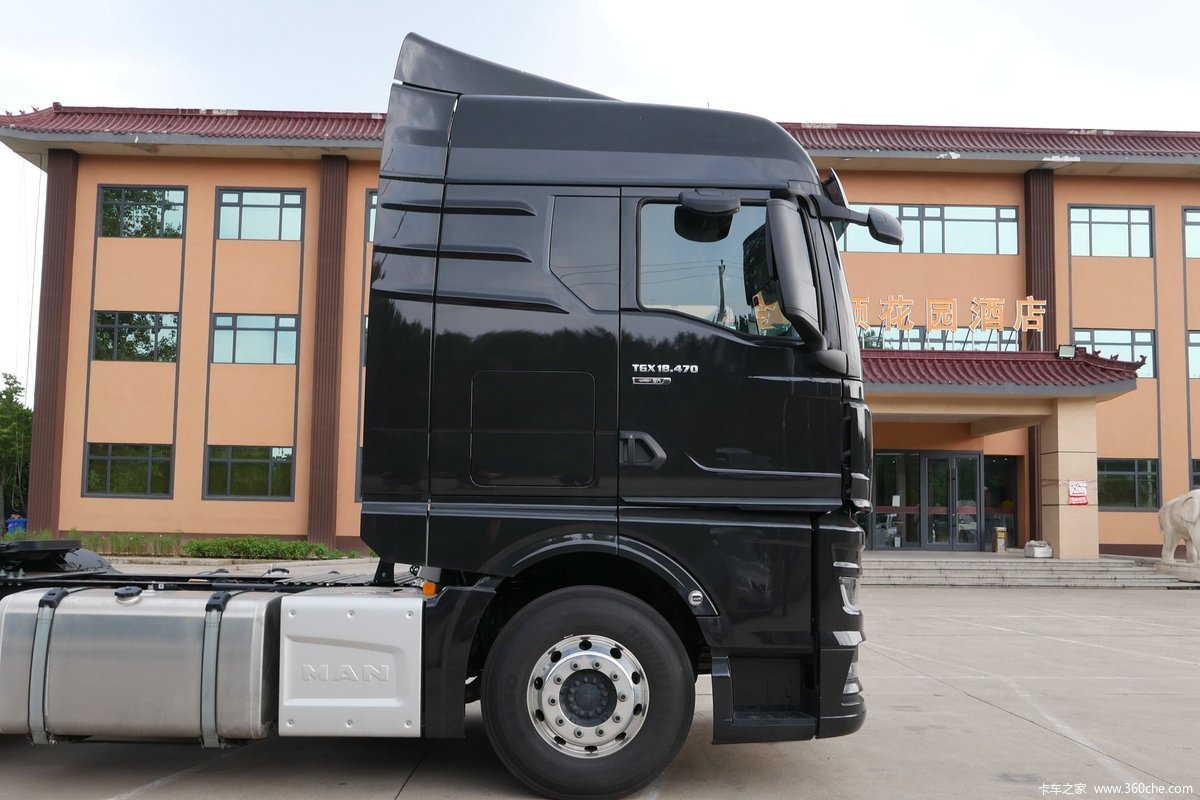 【图】曼(MAN) 新TGX系列重卡 470马力 4X2 牵引车(TGX18.470)(黑色)_实拍图片_1474987_卡车之家