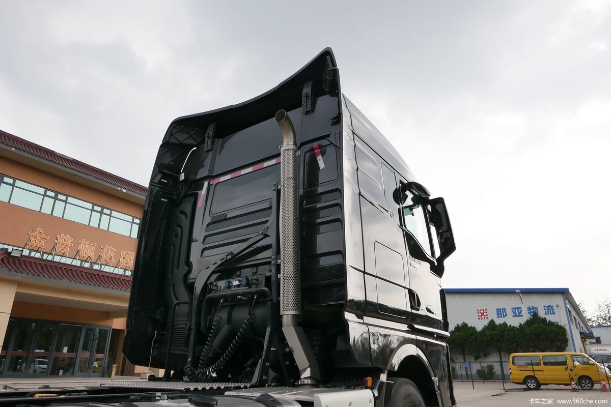 【图】曼(MAN) 新TGX系列重卡 470马力 4X2 牵引车(TGX18.470)(黑色)_实拍图片_1474979_卡车之家