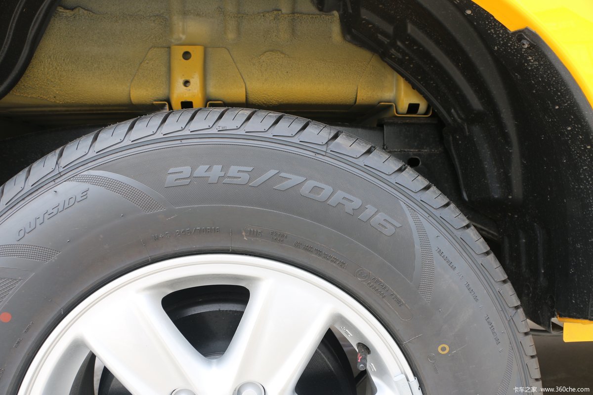 【图】江西五十铃 瑞迈 2022款 经典舒适型 2.8T柴油 120马力 两驱 标轴双排皮卡(国六)_实拍图片_1479628_卡车之家