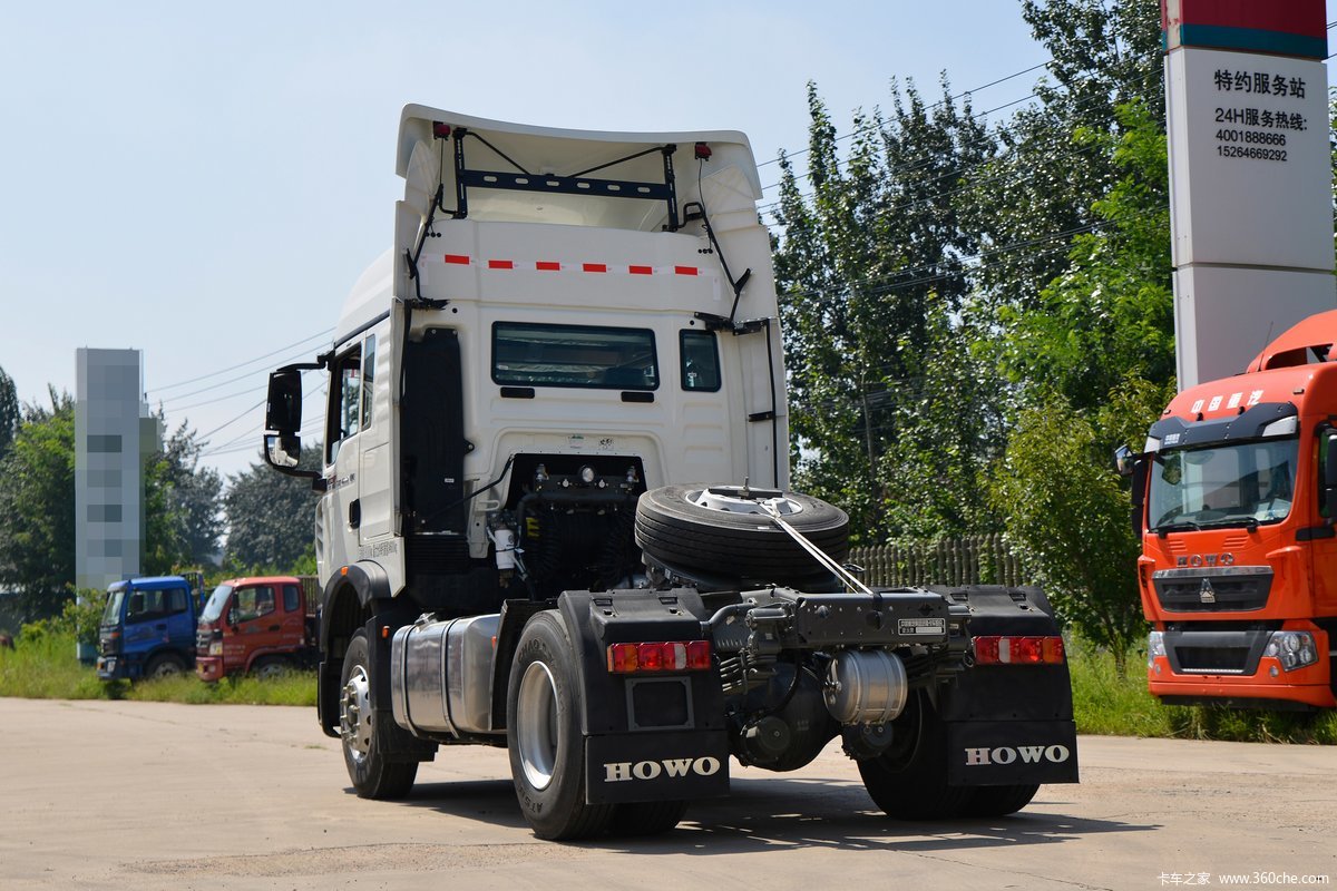 【图】中国重汽 HOWO TX重卡 400马力 4X2 牵引车(国六)(带导流罩)(ZZ4187V361GF1)_实拍图片_1509540_卡车之家