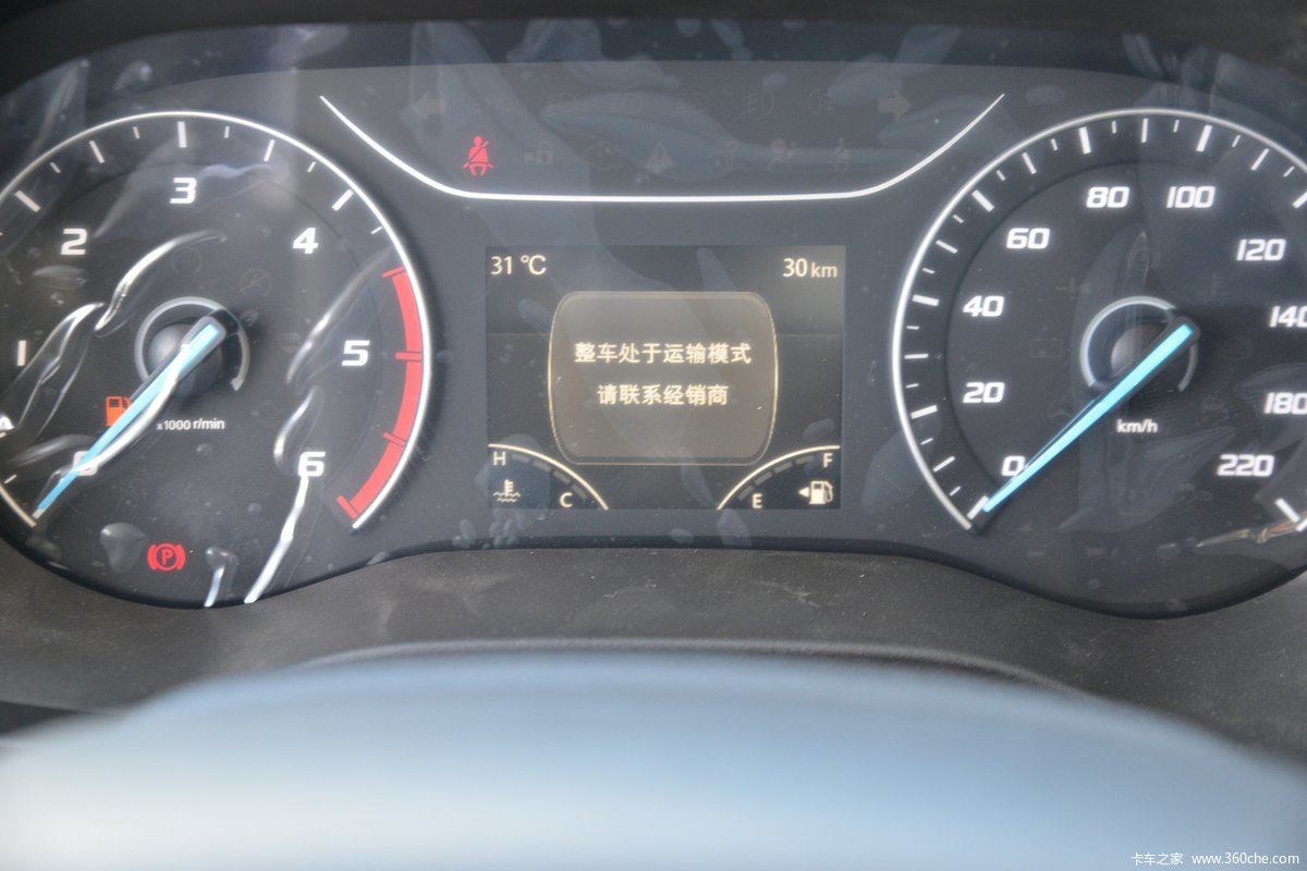 【图】江铃汽车 福顺 145马力 6座 短轴 2.0T柴油 低顶多用途乘用车(国六)_实拍图片_1510626_卡车之家