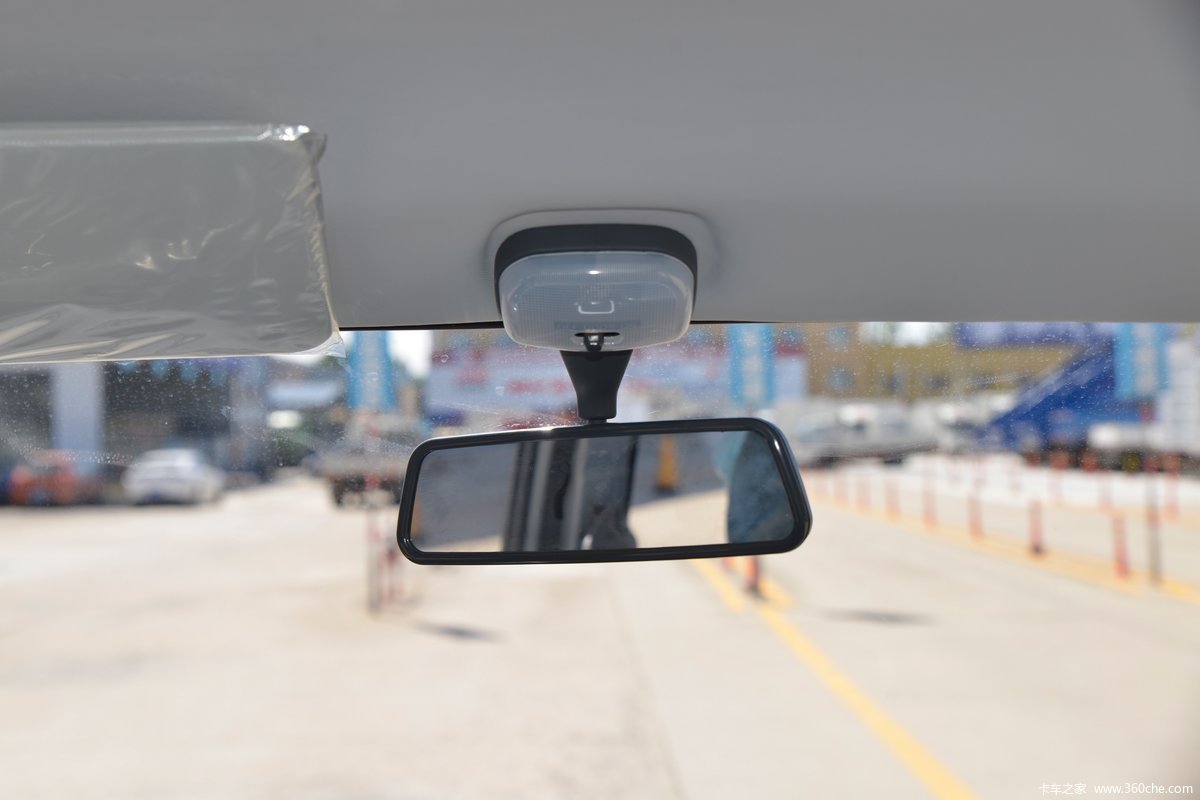 【图】黑豹汽车 快运豹 1.6L 122马力 汽油 2.6米双排栏板微卡(国六)(YTQ1031WHQ302)_实拍图片_1513994_卡车之家