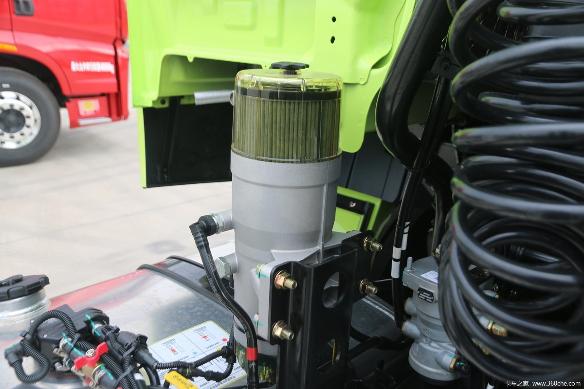 【图】三一重卡 江山·英雄版 585马力 6X4 AMT自动挡牵引车(国六)(HQC42503S1S13F)_实拍图片_1515014_卡车之家