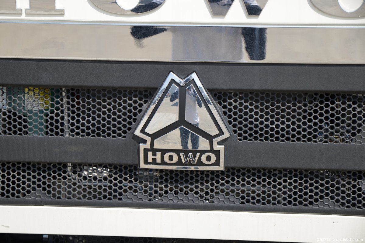 【图】中国重汽 HOWO TX 220马力 4X2 洒水车(绿叶牌)(JYJ5187GSSF1)_实拍图片_1515520_卡车之家