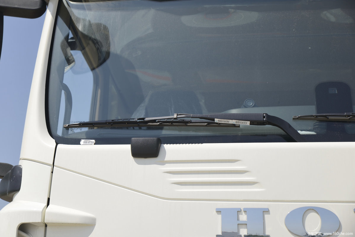 【图】中国重汽 HOWO TX 350马力 8X4 易燃液体罐式运输车(绿叶牌)(JYJ5327GRYF1)_实拍图片_1516256_卡车之家