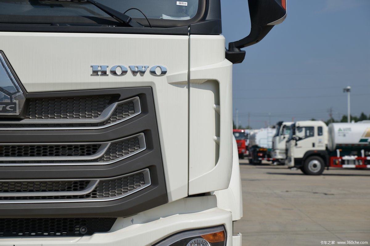 【图】中国重汽 HOWO N5G 310马力 6X4 洒水车(绿叶牌)(JYJ5257GSSF2)_实拍图片_1516928_卡车之家