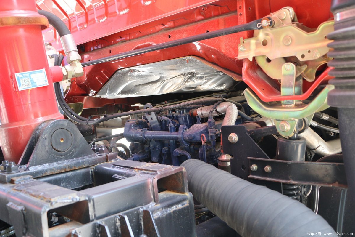 【图】青岛解放 虎VH 190马力 4X2 5.7米自卸车(国六)(CA3180P40K15L4E6A90)_实拍图片_1520614_卡车之家