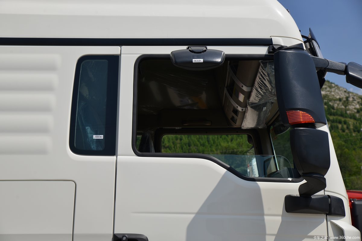 【图】中国重汽 HOWO TX重卡 350马力 4X2 牵引车(国六)(中国重汽8挡)(ZZ4187N361GF1)_实拍图片_1521954 ...