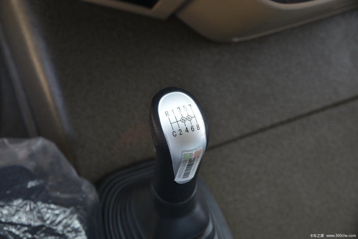 【图】中国重汽 HOWO TX重卡 350马力 4X2 牵引车(国六)(中国重汽8挡)(ZZ4187N361GF1)_实拍图片_1522050 ...