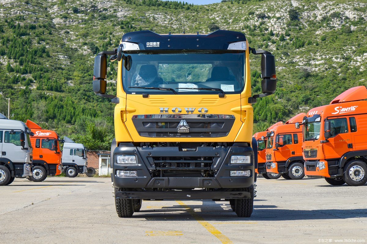 【图】中国重汽 HOWO TX 350马力 6X2 7.8米仓栅式载货车(国六)(速比3.7)(ZZ5257CCYN56CGF1)_实拍图片 ...