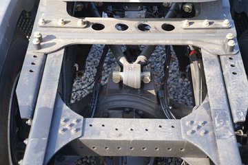 【图】一汽解放 J6P重卡 经典版 460马力 6X4 牵引车(CA4250P66K25T1E6)_实拍图片_1525166_卡车之家