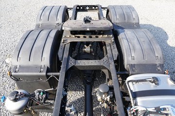 【图】一汽解放 J6P重卡 经典版 460马力 6X4 牵引车(CA4250P66K25T1E6)_实拍图片_1525166_卡车之家