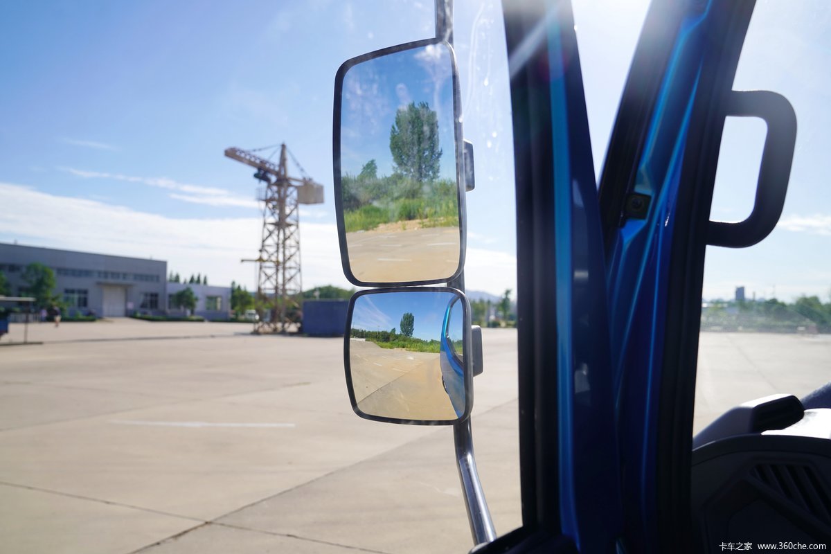 【图】飞碟 EW5 4.5T 4.18米单排纯电动厢式轻卡(FD5042XXYW68BEV-1)81.14kWh_实拍图片_1526378_卡车之家