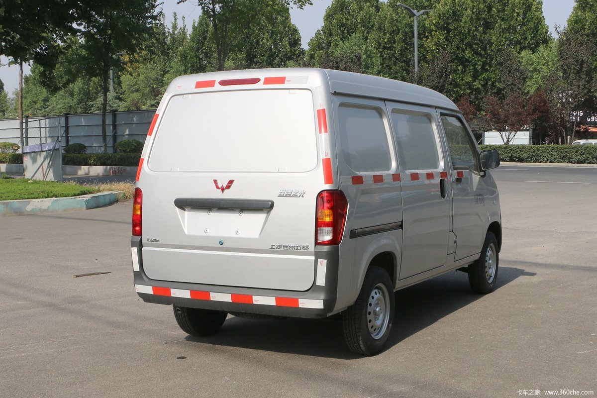 【图】五菱之光 2020款 实用型 2座 76马力 1.2L封闭货车_实拍图片_1530346_卡车之家