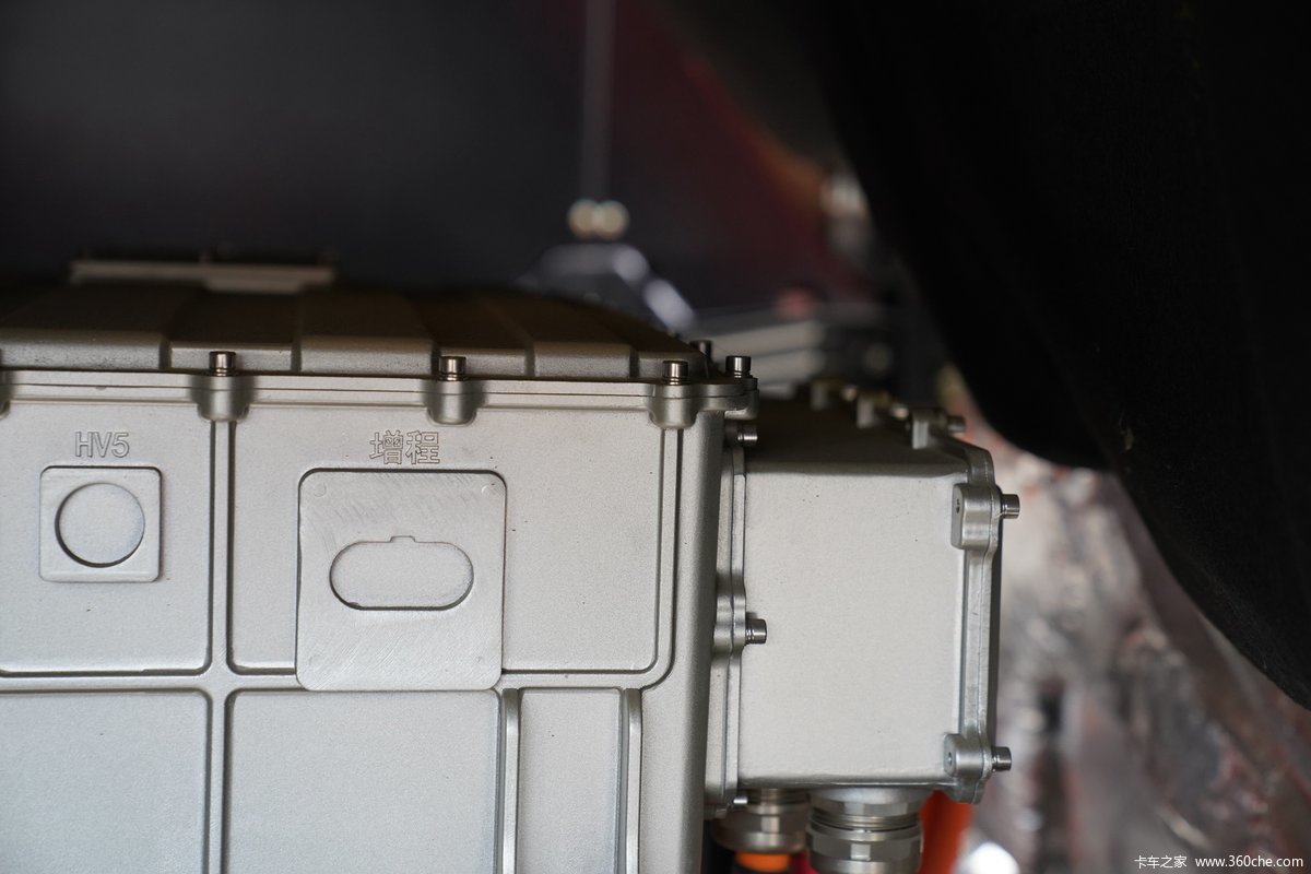 【图】一汽解放 J6P重卡 6X4 纯电动换电牵引车(CA4250P66T1BEVA2)350.07kWh_实拍图片_1531233_卡车之家