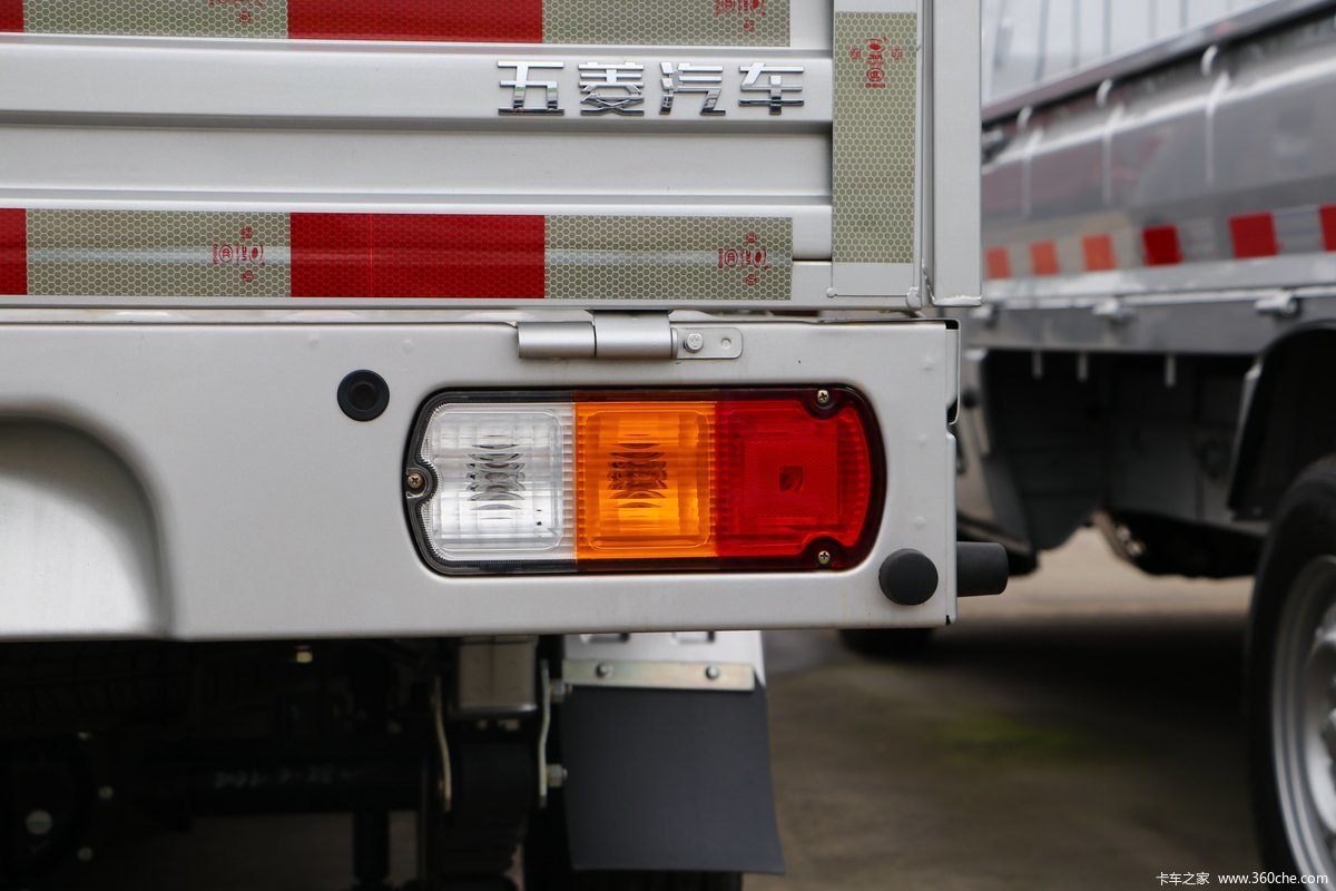 【图】五菱电卡 2.5T 3.015米单排纯电动栏板运输车(GXA1032BEV)_实拍图片_1534331_卡车之家