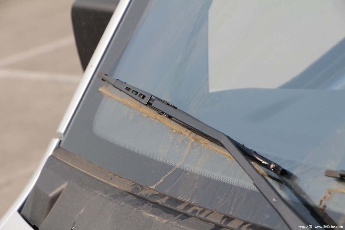 【图】五菱之光 2019款 5座 76马力 1.2L封闭式货车(国六)(LZW5022XXYBQ6C)_实拍图片_1535656_卡车之家