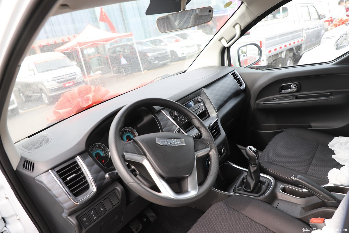 【图】金杯 金海狮 2021款 旅行狮 112马力 1.5L 6座多用途乘用车_实拍图片_1540136_卡车之家