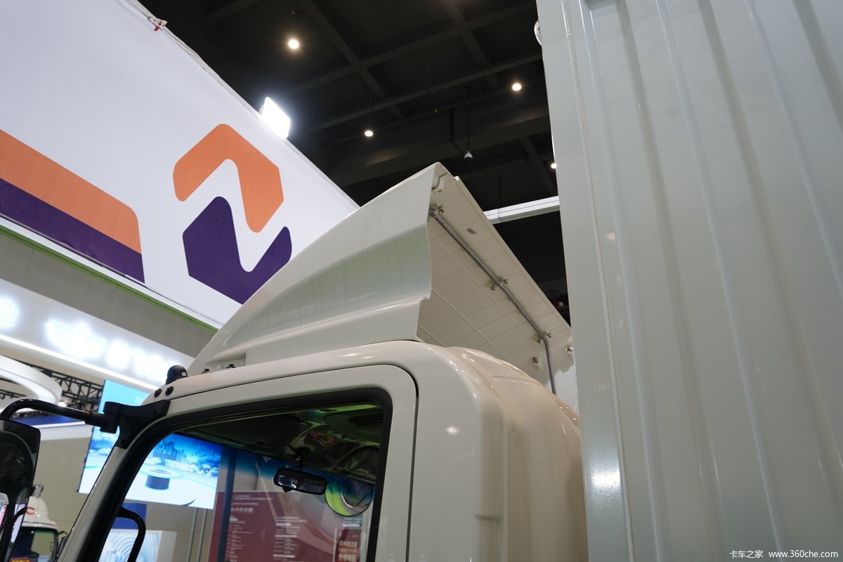 【图】前晨汽车 EC1 4.115米单排纯电动厢式轻卡(ZZ5048XXYG17ZBEV4)_实拍图片_1540192_卡车之家