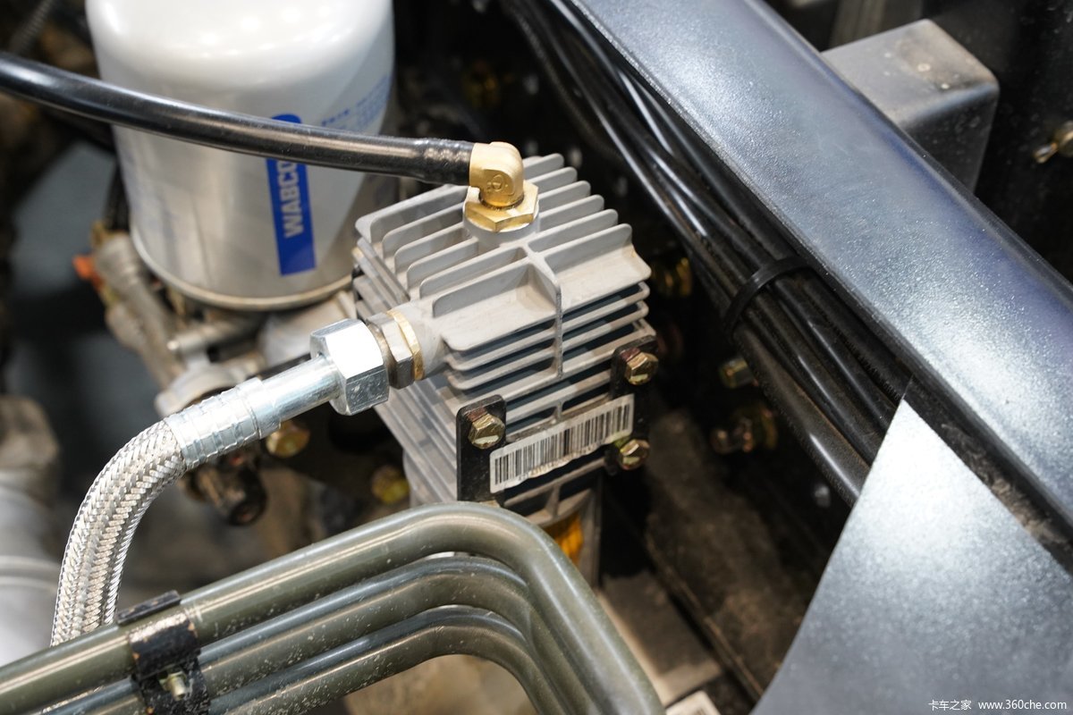 【图】北奔 奔马重卡 560马力 6X4 AMT牵引车(ND4250BD5J7Z02)_实拍图片_1541780_卡车之家