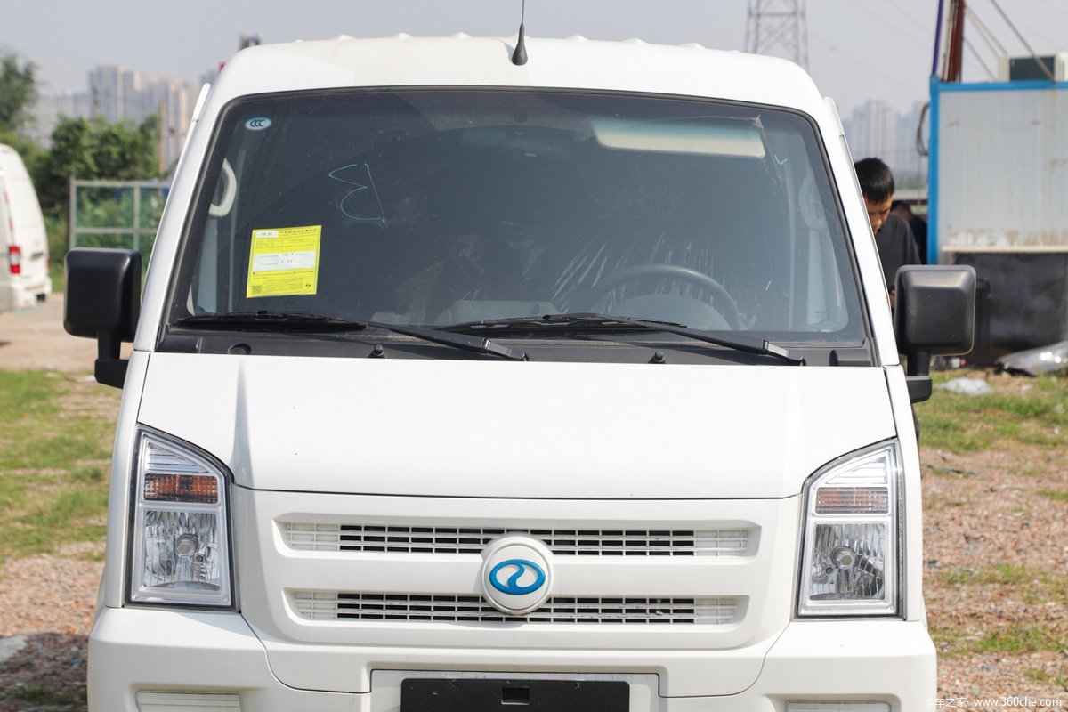 【图】瑞驰 EC35Ⅱ 2022款 标准版 2.6T 2座 4.5米纯电动封闭货车39.42kWh_实拍图片_1569444_卡车之家