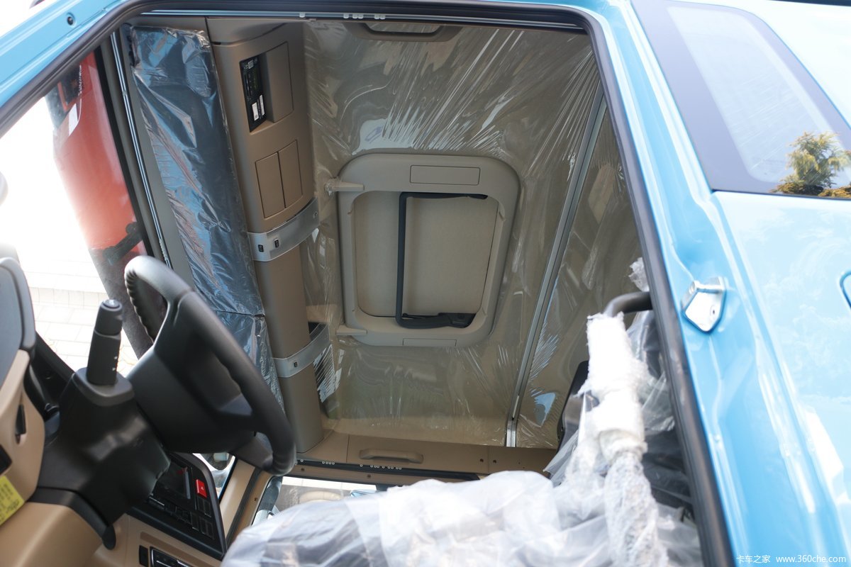 【图】中国重汽 HOWO TX重卡 25T 6X4纯电动牵引车(ZZ4257Y344GZ1BEV35)350.07kWh_实拍图片 ...