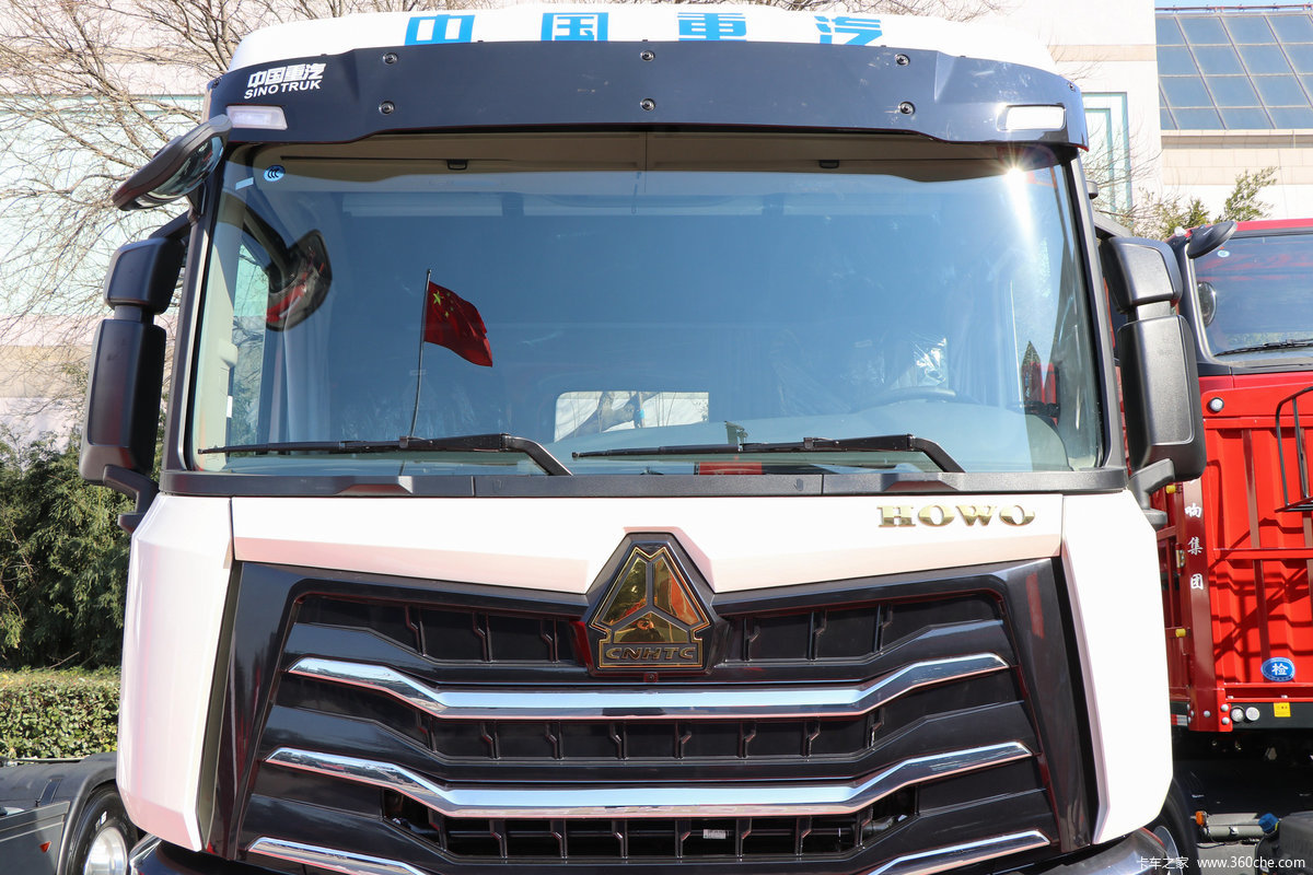 【图】中国重汽 HOWO MAX 350马力 6X2 9.6米自动档栏板载货车(国六)(ZZ1257N54CKF1)_实拍图片_1598544 ...