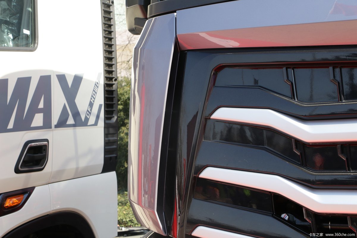 【图】中国重汽 HOWO Max重卡 轻奢版 480马力 6X4 AMT自动档牵引车(国六)(ZZ4257V344KF1)_实拍图片 ...
