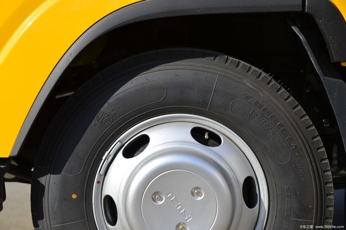 【图】江西五十铃 翼放EC5 127马力 3.16米双排栏板轻卡(国六)(JXW1040CSJB2)_实拍图片_1600366_卡车之家