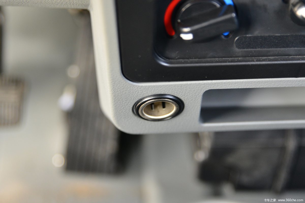 【图】福田时代 驭菱VQ1 1.2L 91马力 汽油 3.05米单排厢式微卡(国六)(BJ5030XXY4JV4-53)_实拍图片 ...