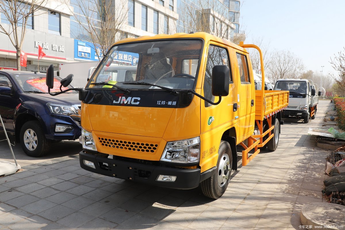 【图】江铃 顺威窄体 143马力 3.25米双排栏板轻卡(国六)(液刹)(JX1041TSGD26)_实拍图片_1615082_卡车之家