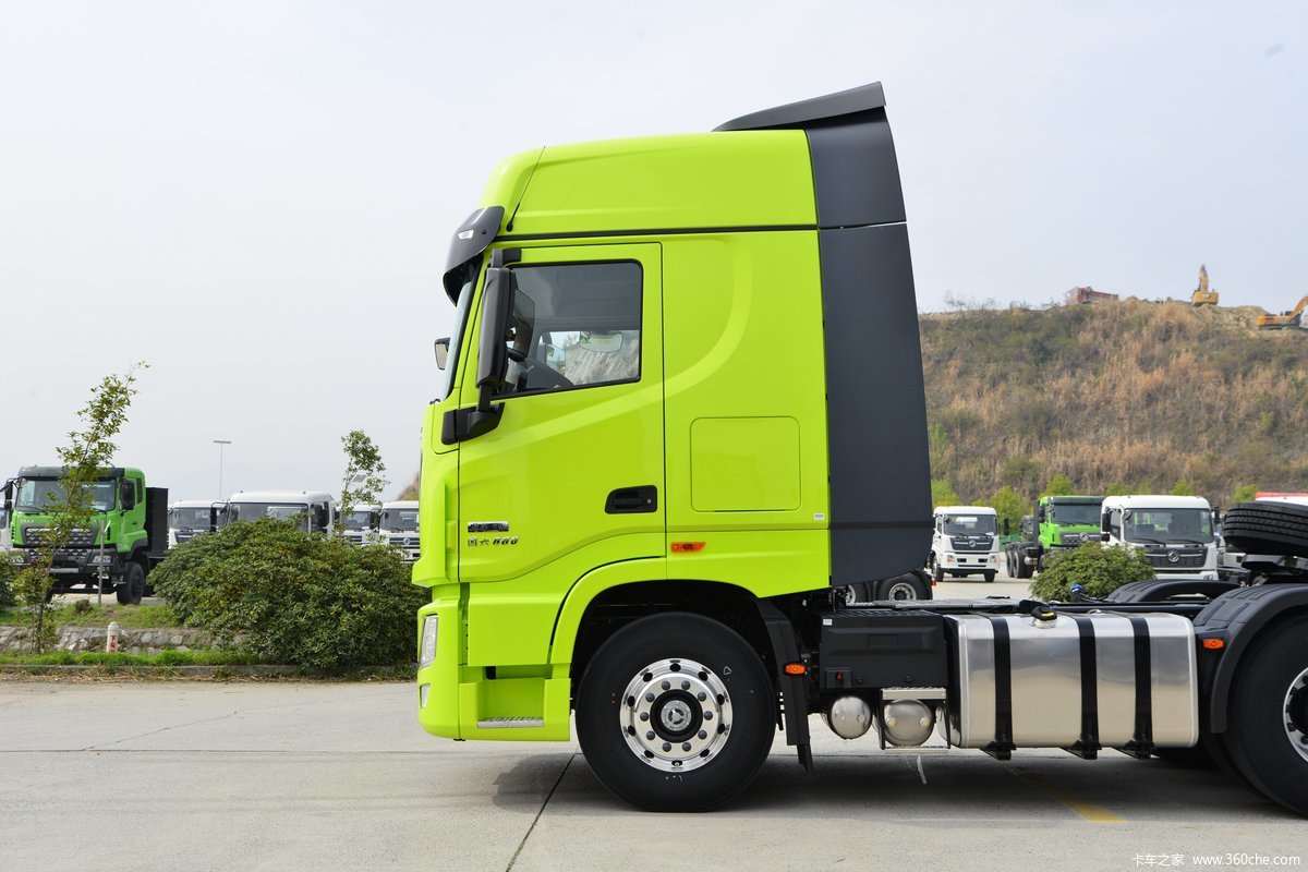 【图】东风商用车 天龙旗舰KX 王者版 660马力 6X4 牵引车(荧光绿)(国六)(DFH4250CX7)_实拍图片_1636637_卡车之家