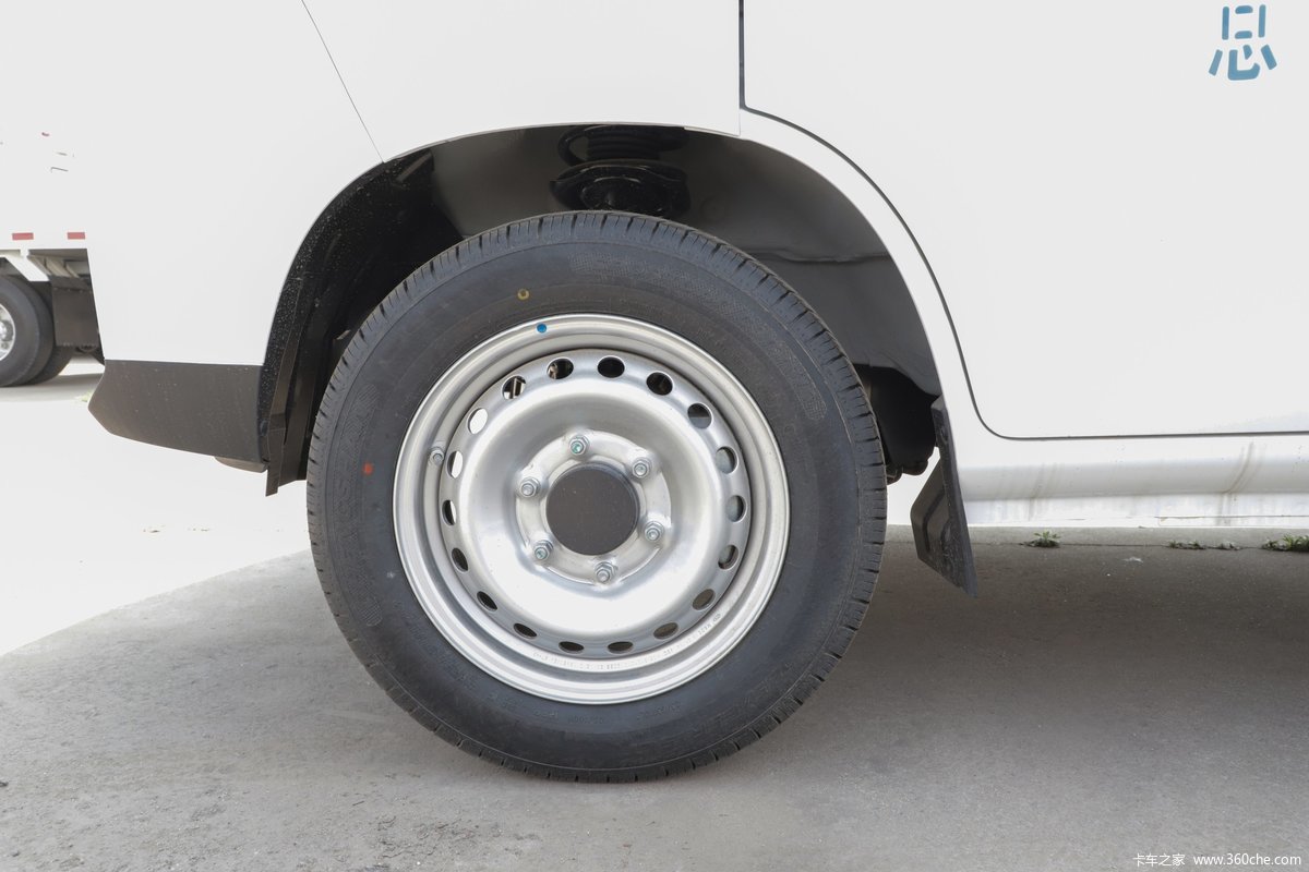 【图】开瑞 江豚 宽心版 2.7T 4.746米纯电动封闭货车40.55kWh_实拍图片_1659315_卡车之家