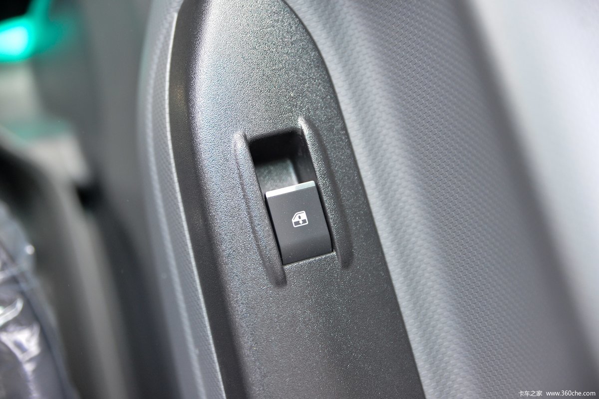 【图】江淮 帅铃S7 160马力 4.18米单排栏板轻卡(国六)(HFC1048P71K3C7S)_实拍图片_1659506_卡车之家