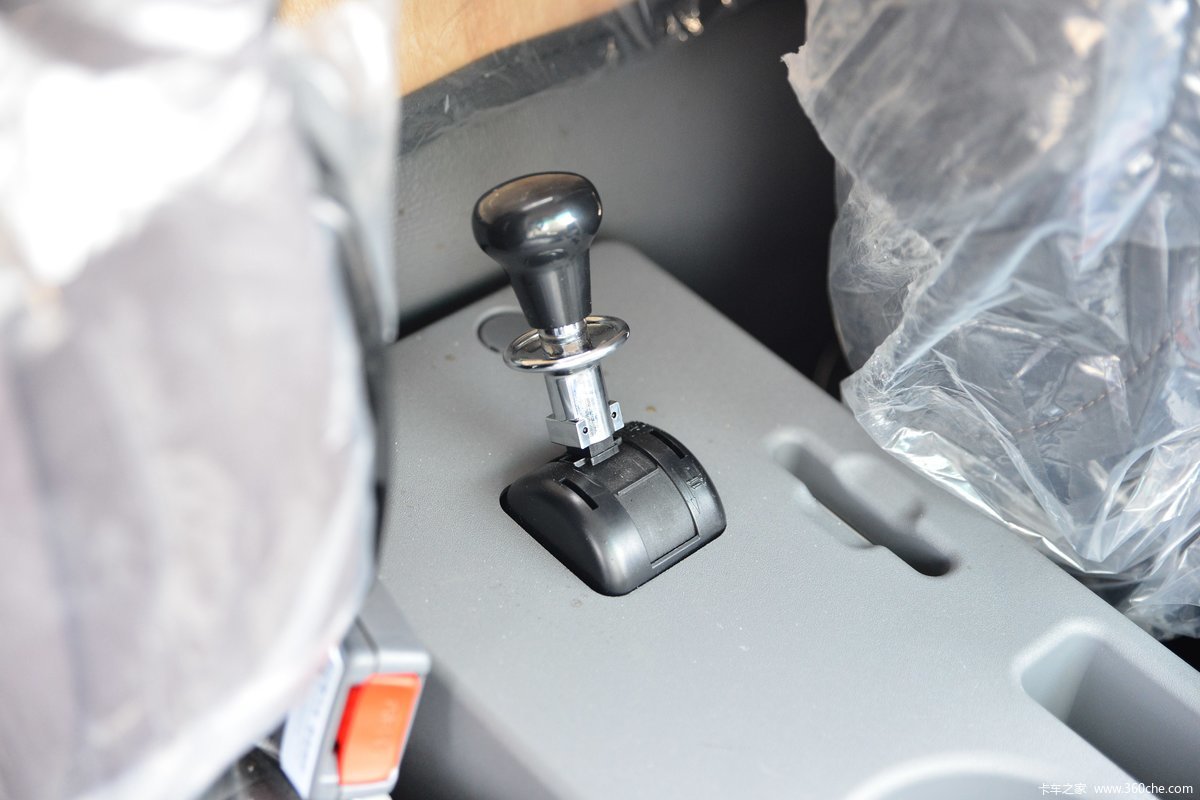 【图】江淮 帅铃S7 160马力 4.18米单排栏板轻卡(国六)(HFC1048P71K3C7S)_实拍图片_1659537_卡车之家