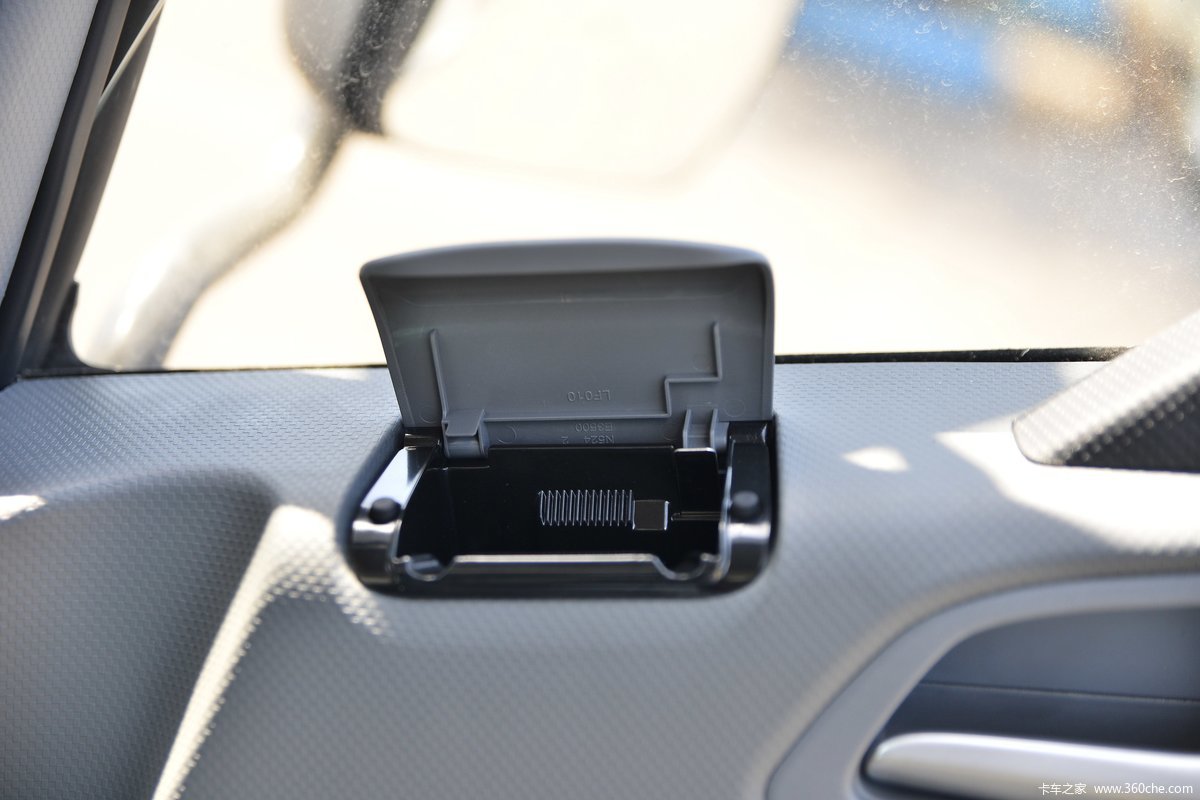 【图】江淮 帅铃Q6 舒适版 160马力 4.12米单排厢式轻卡(国六)(HFC5048XXYP71K3C7S)_实拍图片_1661495_卡车之家