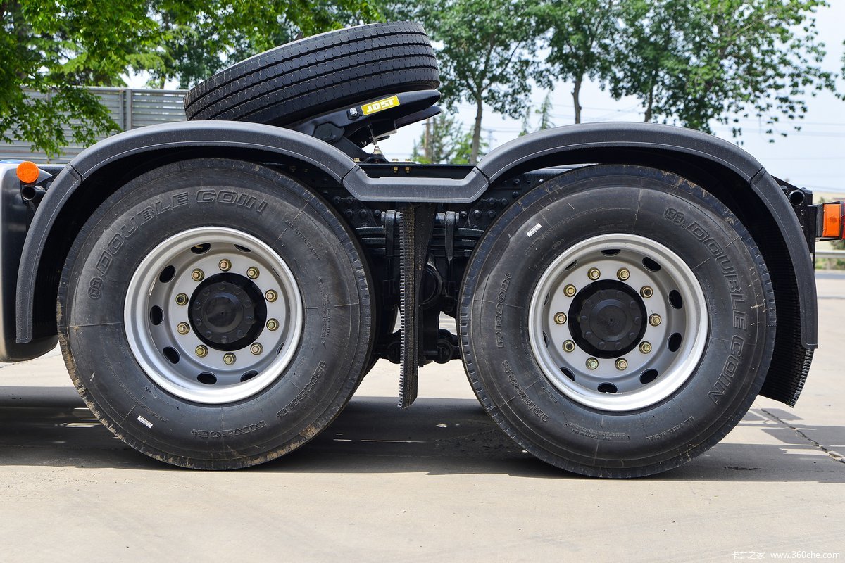 【图】青岛解放 JH6重卡 领航版 510马力 6X4 AMT自动档牵引车(CA4259P25K15T1E6A80)_实拍图片_1663180_卡车之家